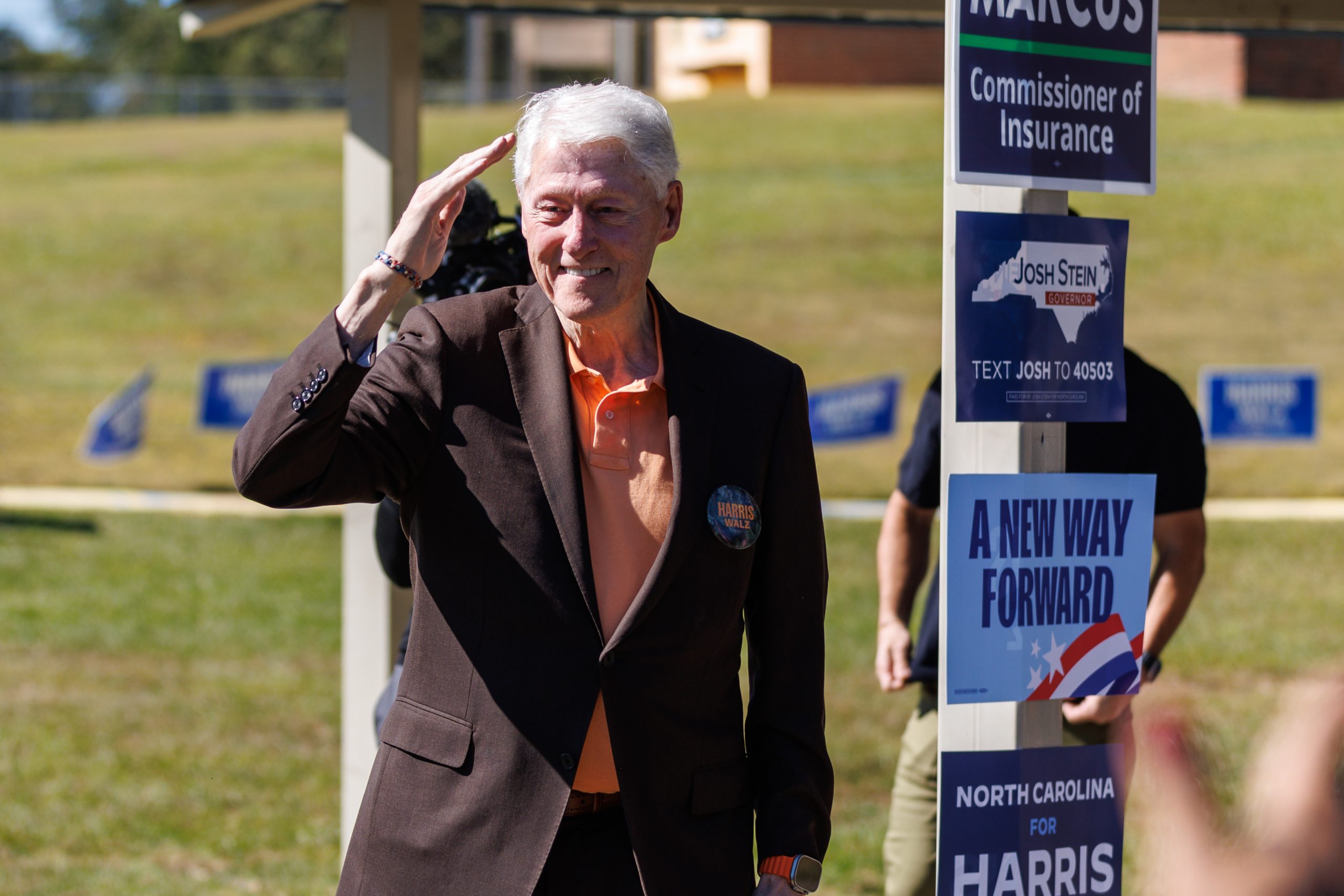 Bill Clinton stumps for Harris while Congress members campaign for ...